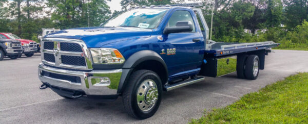 Dodge Ram 5500 - Dual-Tech
